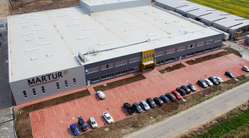 Alkışlar Martur’a – Gazete Balkan